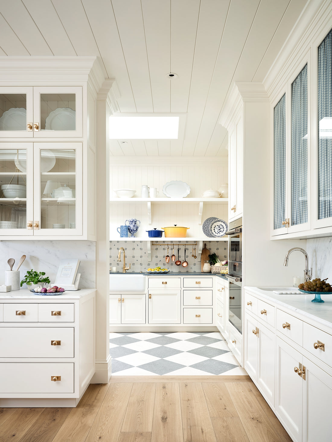 An American Cottage – hillary w taylor interiors